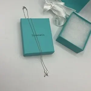 Tiffany & Co. | Jewelry | Tiffany Co Paloma Picasso Graffiti X Kiss ...